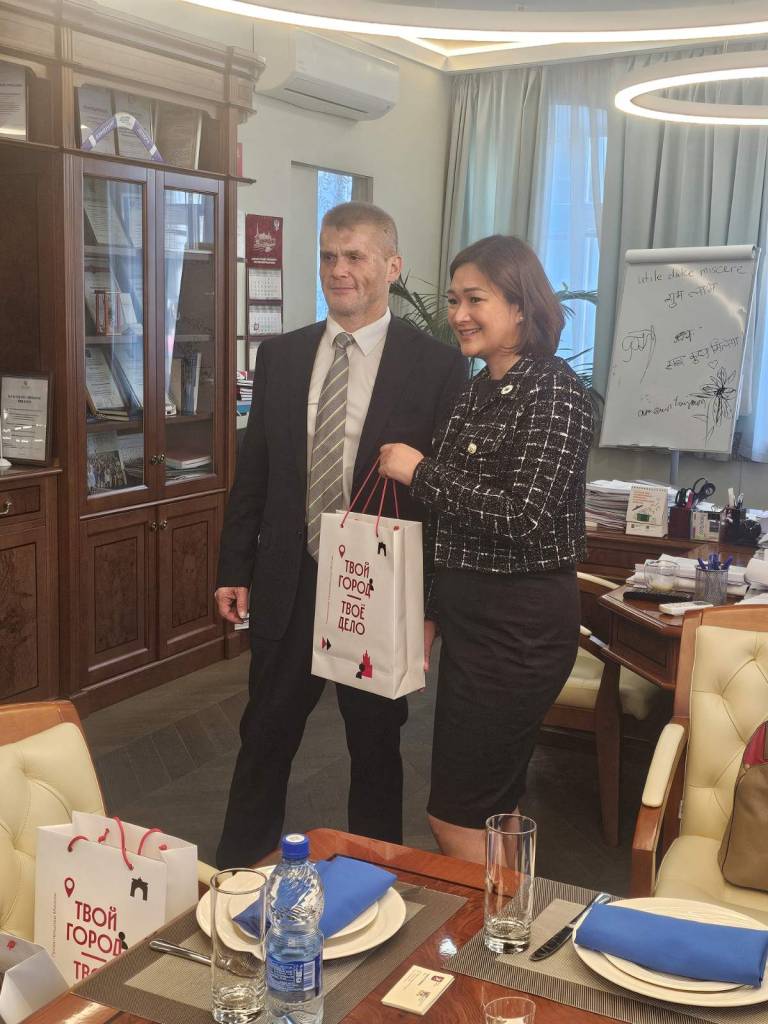 Building Bridges: UDM Leaders Connect with Moscow Metropolitan ...