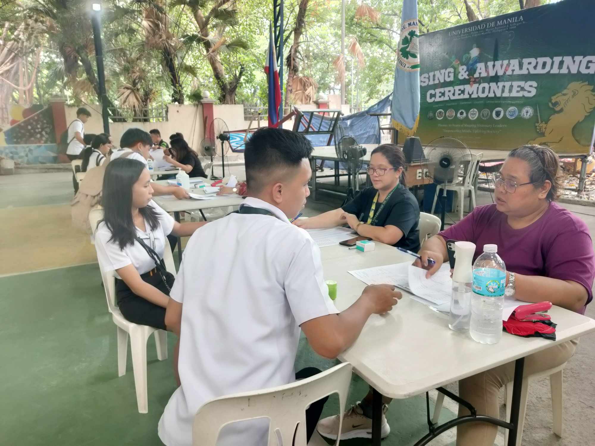 𝐇𝐀𝐏𝐏𝐄𝐍𝐈𝐍𝐆 𝐍𝐎𝐖: On-going SAP distribution to all officially enrolled ...
